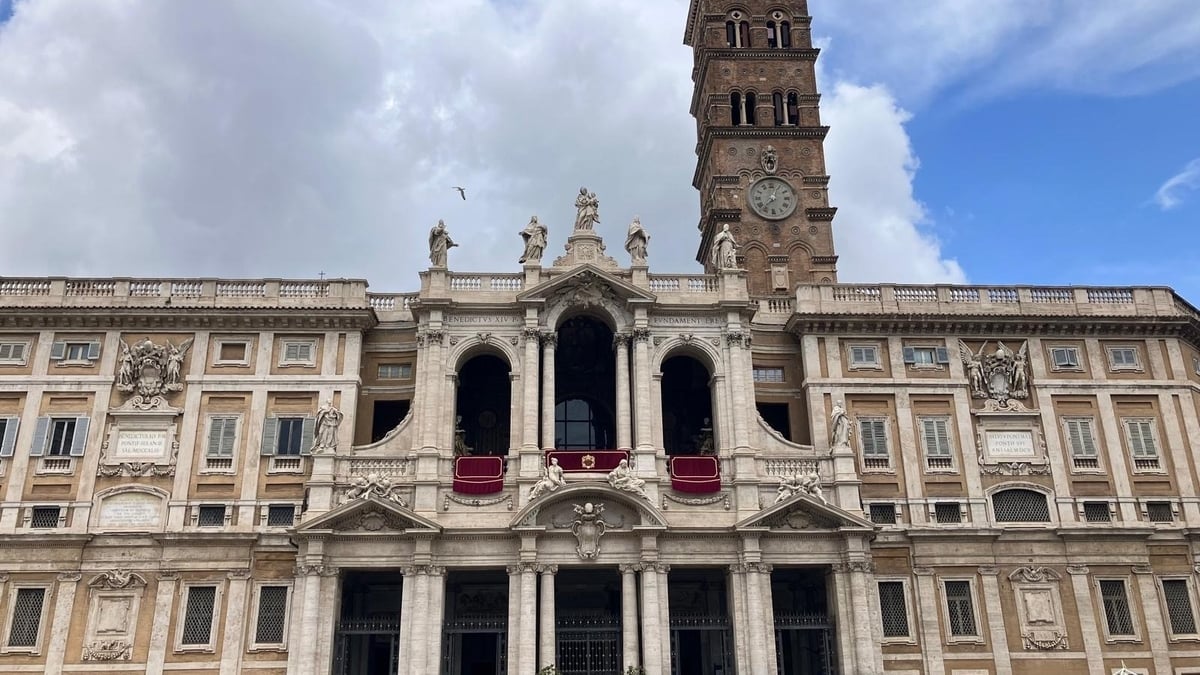 John Cooke live from Rome speaking to locals, and visitors, ahead of ...