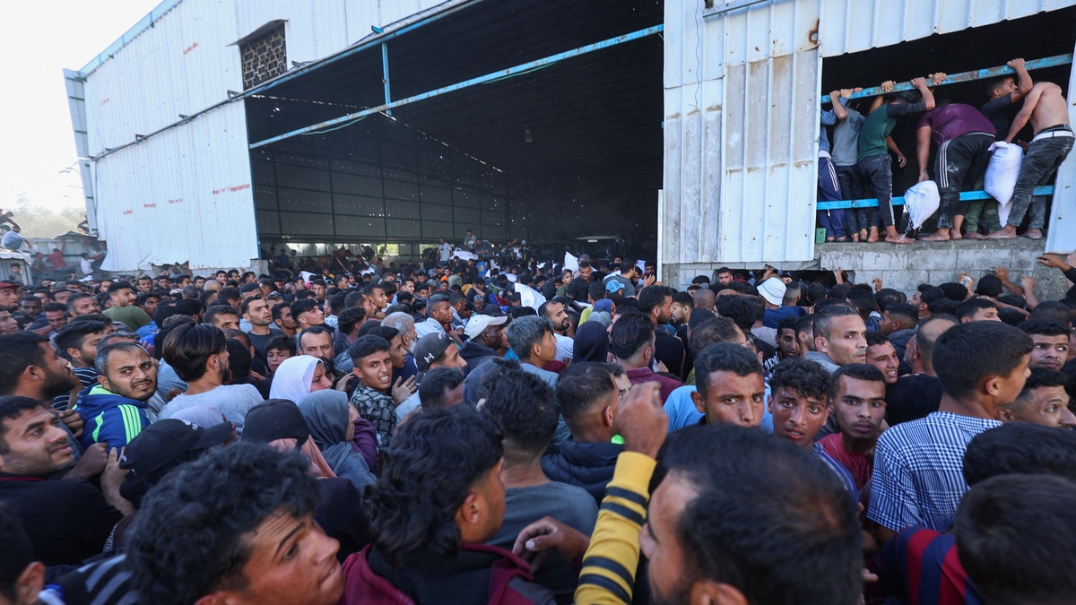 "In theory, we've been able to get aid in but it's a trickle" | Morning ...