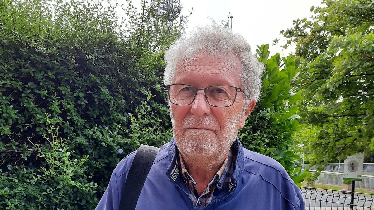 Travelling Light in Strange Places: Remembering Mary Russell, by Kieran ...