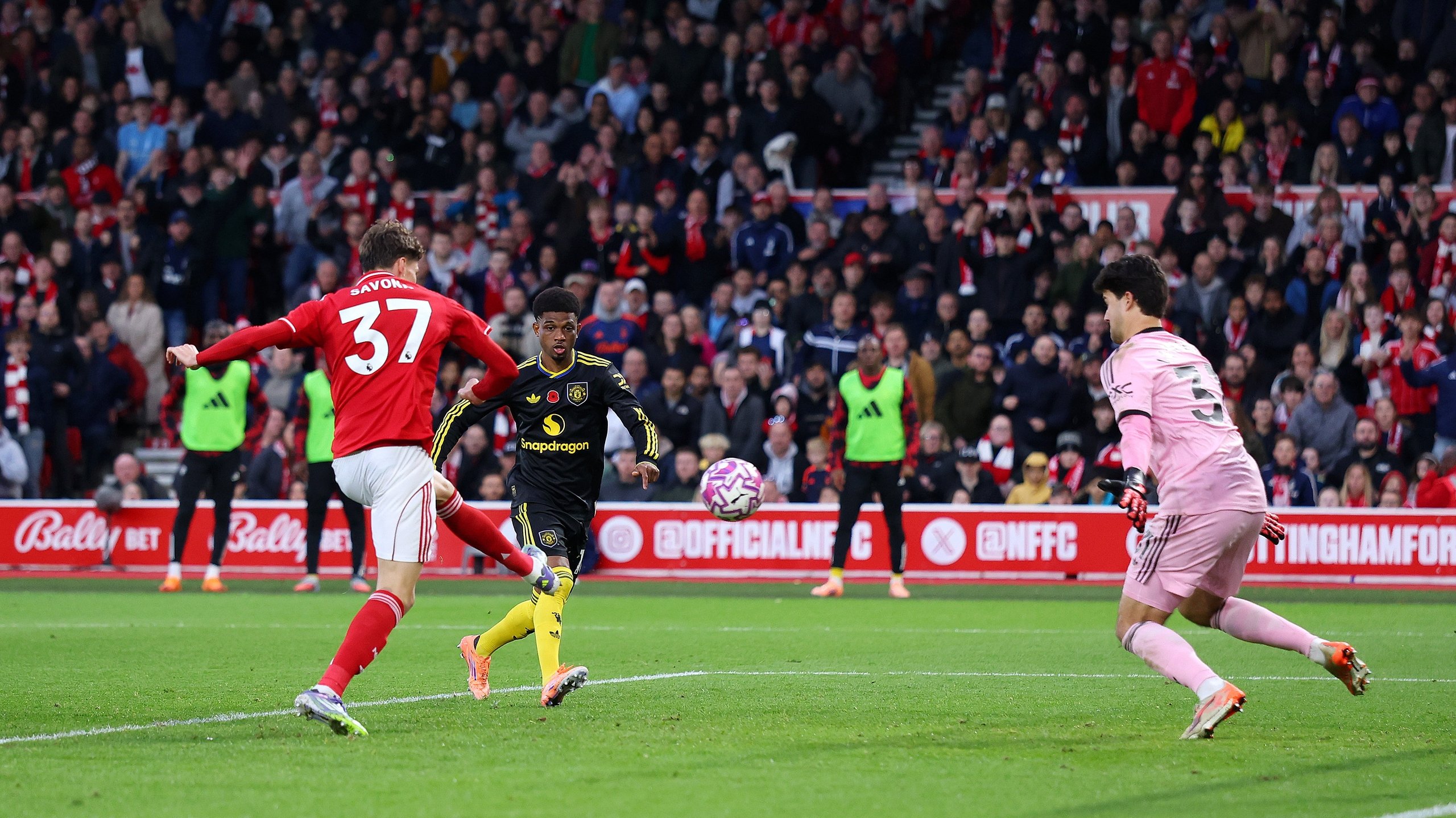 Premier League recap: Nottingham Forest 2-2 Man United