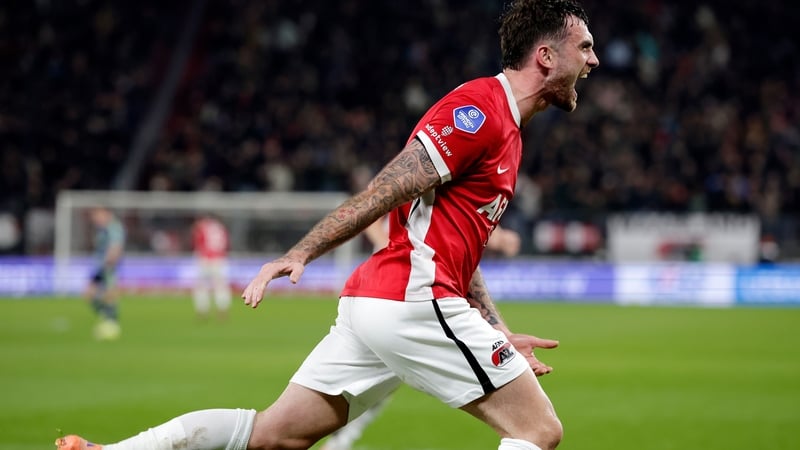 Parrott scores a hat-trick as Alkmaar hammer Ajax