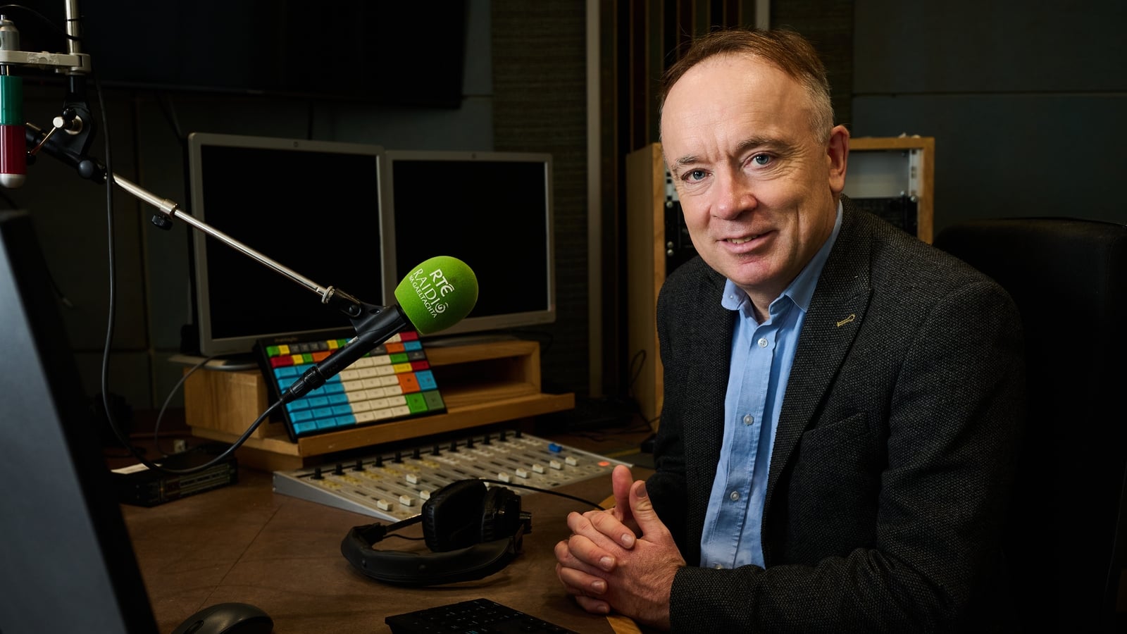 Éist le: Dialann mo Mháthar, by Fachtna Ó Drisceoil