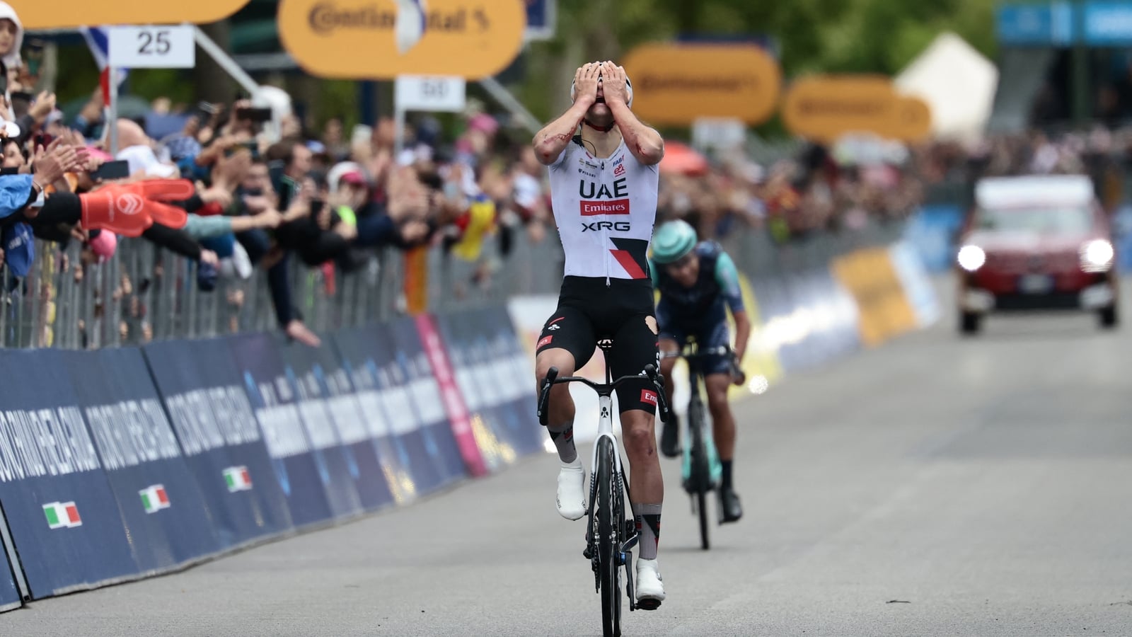 Eulalio takes over Giro lead, Arrieta snatches stage win